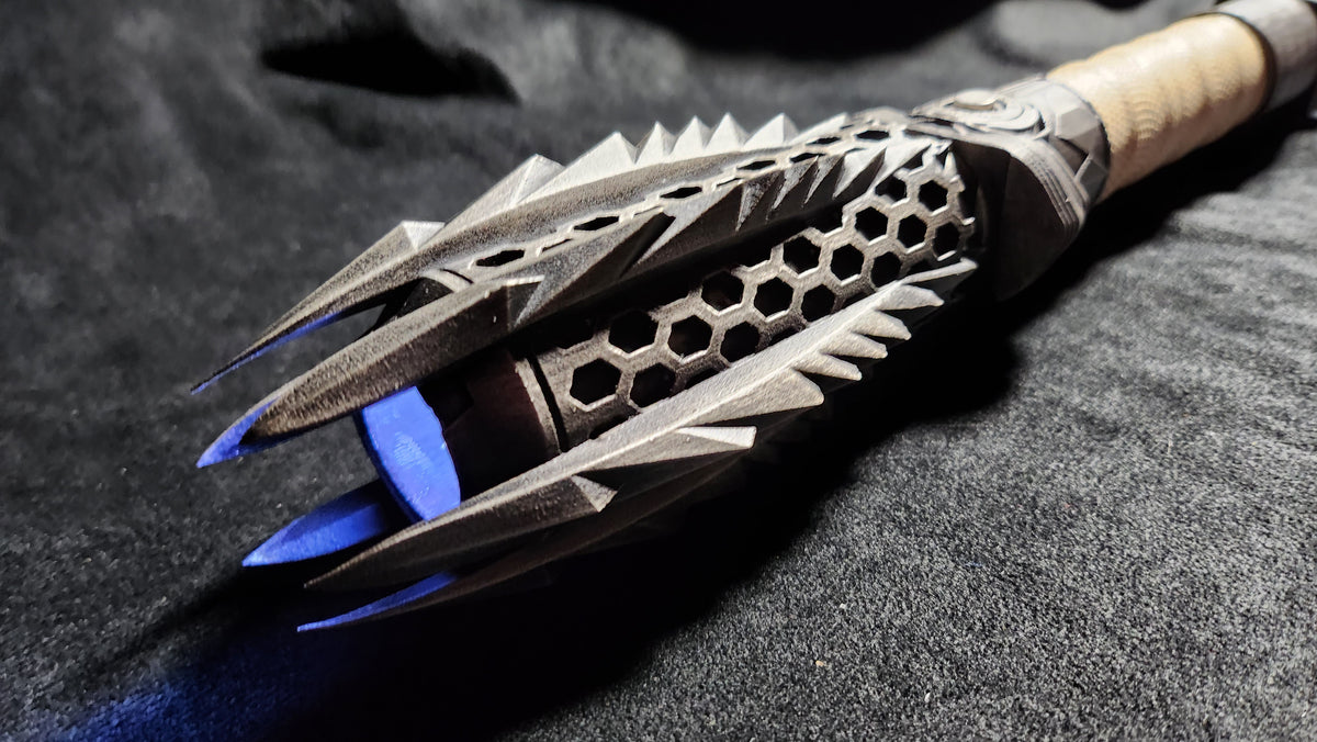 White Dragon Power Ranger – Blue Force Sabers EFX